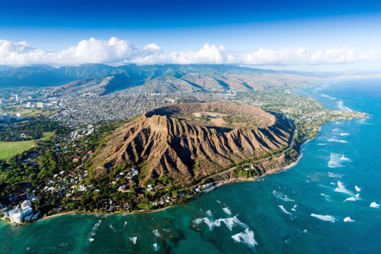 Private Jet Charter Hawaii | Charter Flight | PrivateJet.com