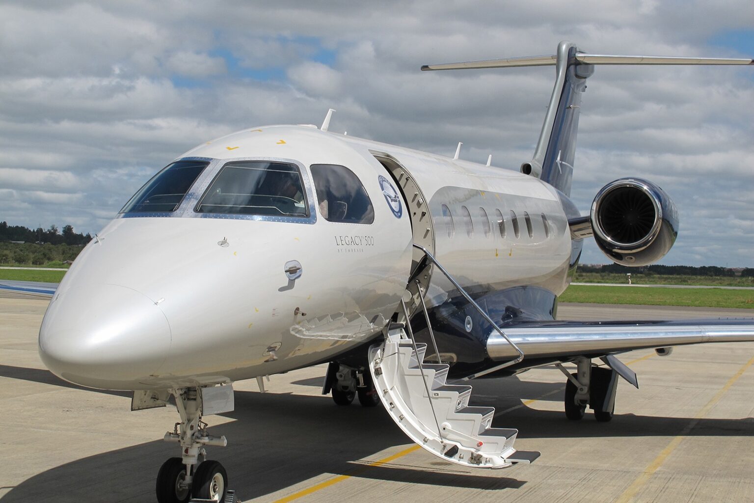 Legacy 500 Charter - Private Jet
