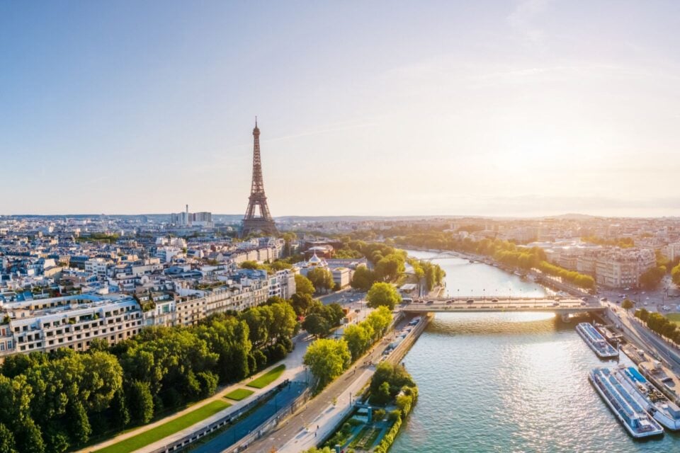 Paris Private Jet Charter | Charter Flights | PrivateJet.com